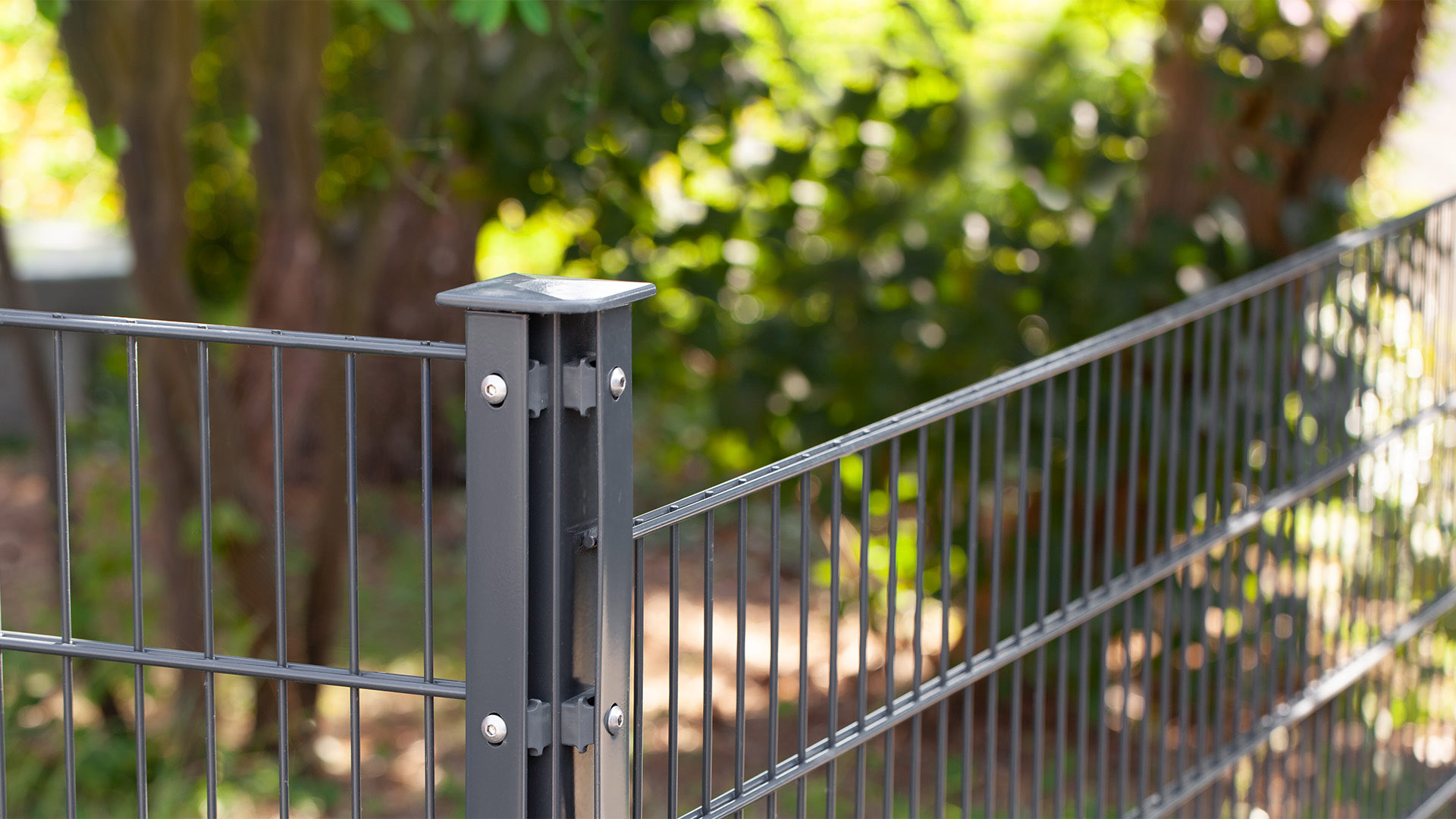 Eck - Zaunpfosten Typ QAE | anthracite | 630 mm | ZP11QAEB7016